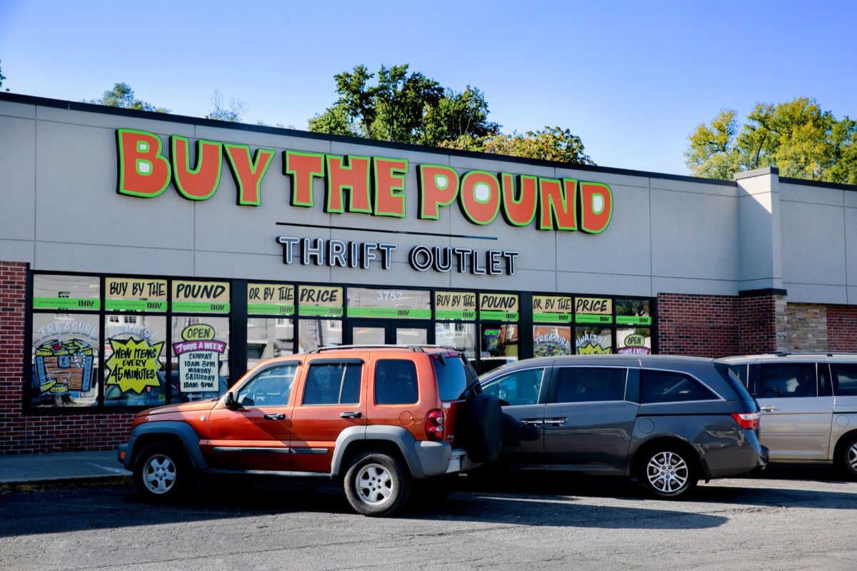 Kansas City Thrift Shops | Red Racks Thrift Stores | Donate & Thrift